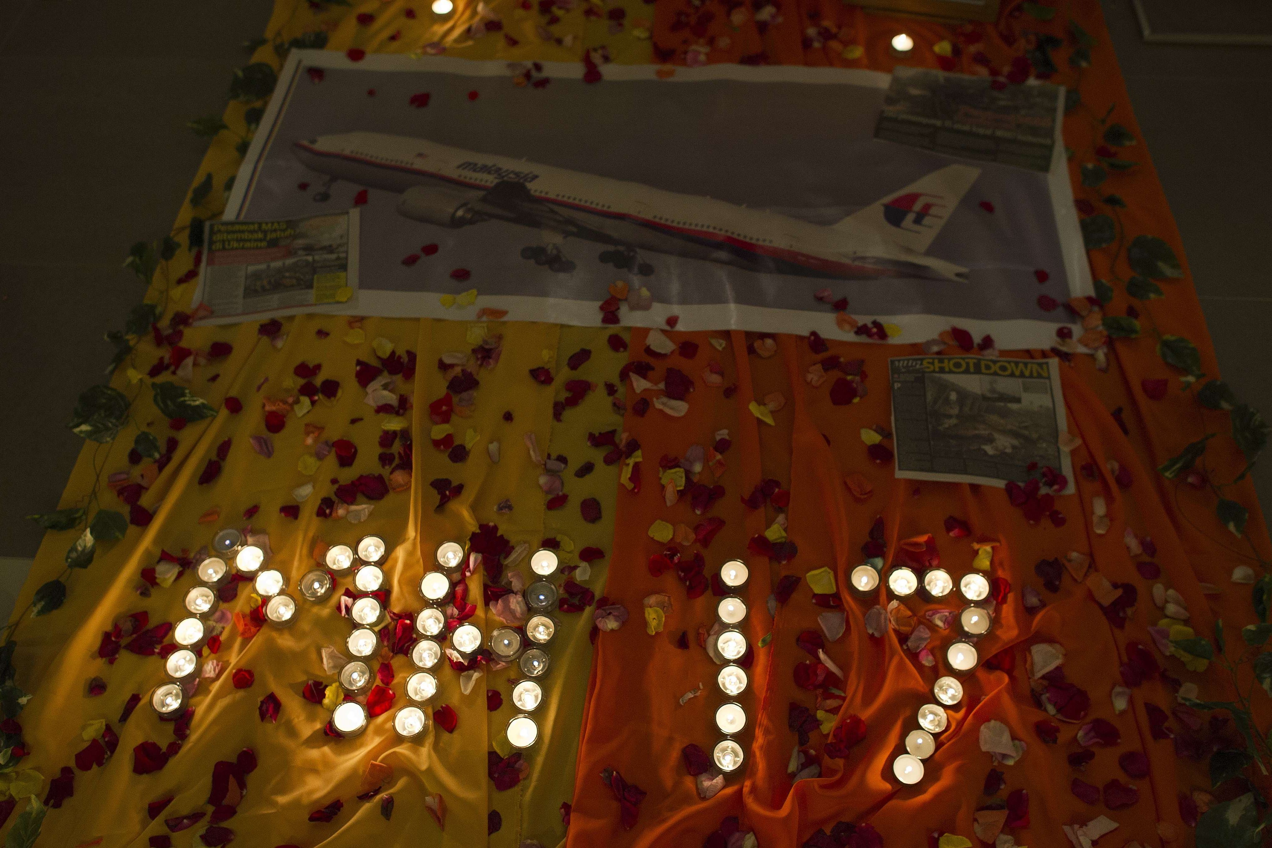 Obama: Malaysia Airlines plane shot down by missile; one American dead ...